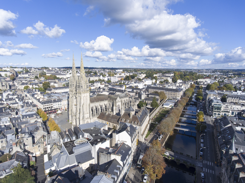 Photo aérienne cathédrale de Quimper - Image aérienne - Auteurs de Vues